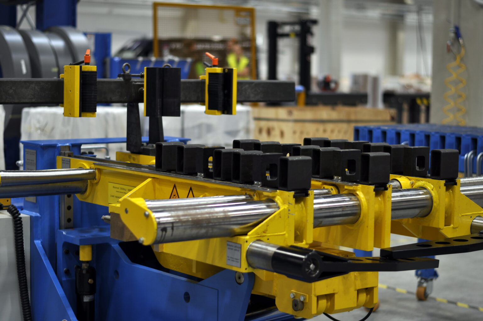 Assembling cores – Elpro-Energo Transformers